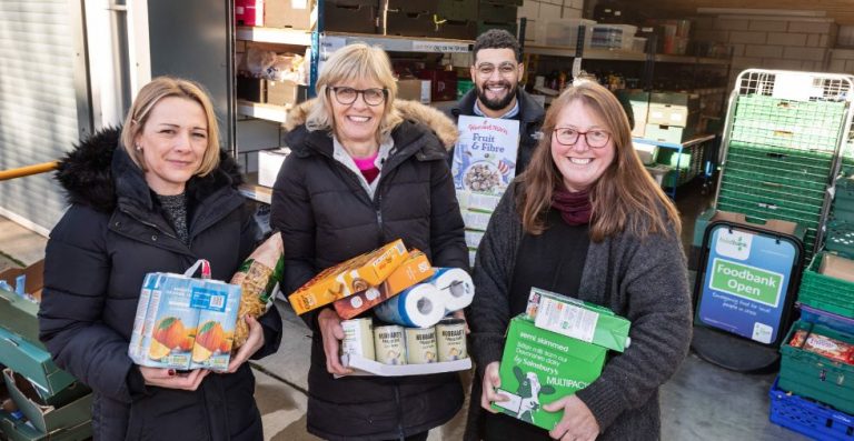 Waterbeach Barracks team supports local foodbank - Waterbeach